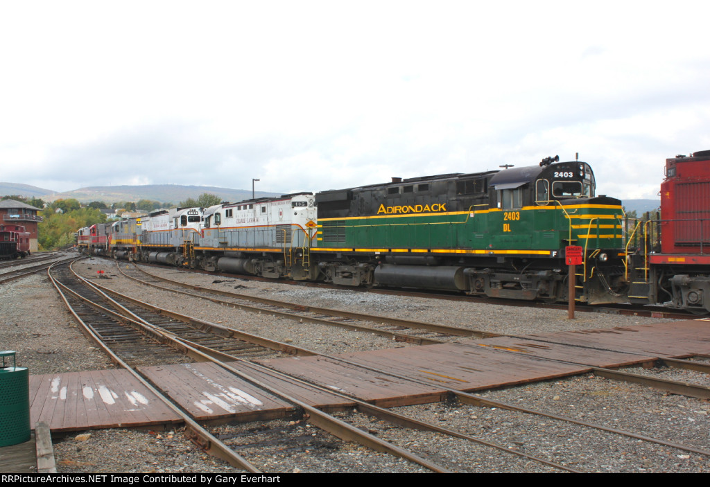 DL 2461, DL 3000, DL 414, DL 3643, DL 405 and 2403 - Delaware Lackawanna RR